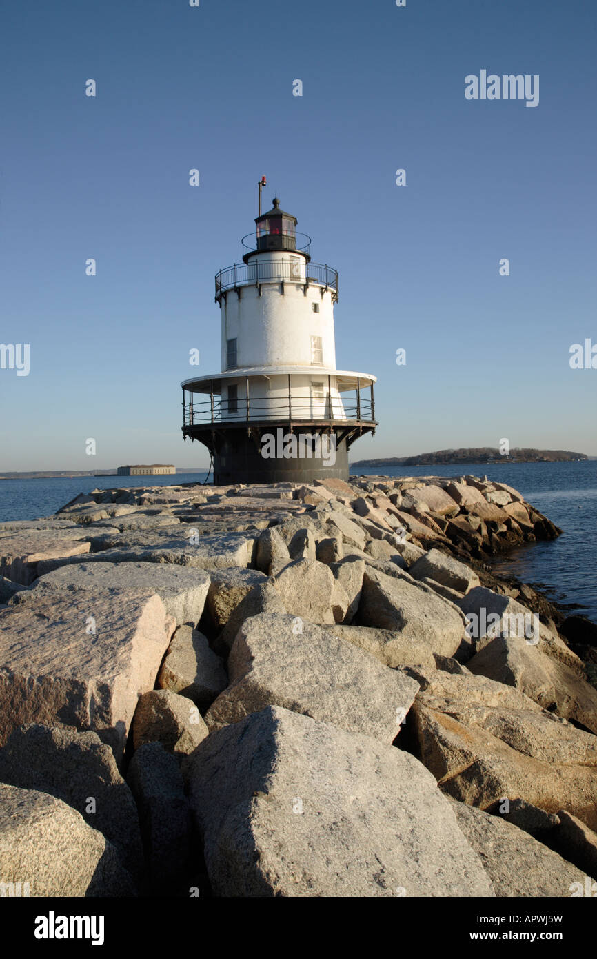 Spring Point Ledge Light at Fort Preble during the winter months ...