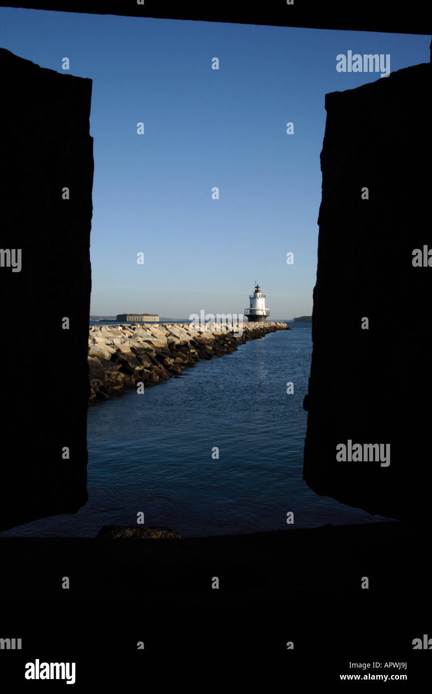 Spring Point Ledge Light at Fort Preble during the winter months ...