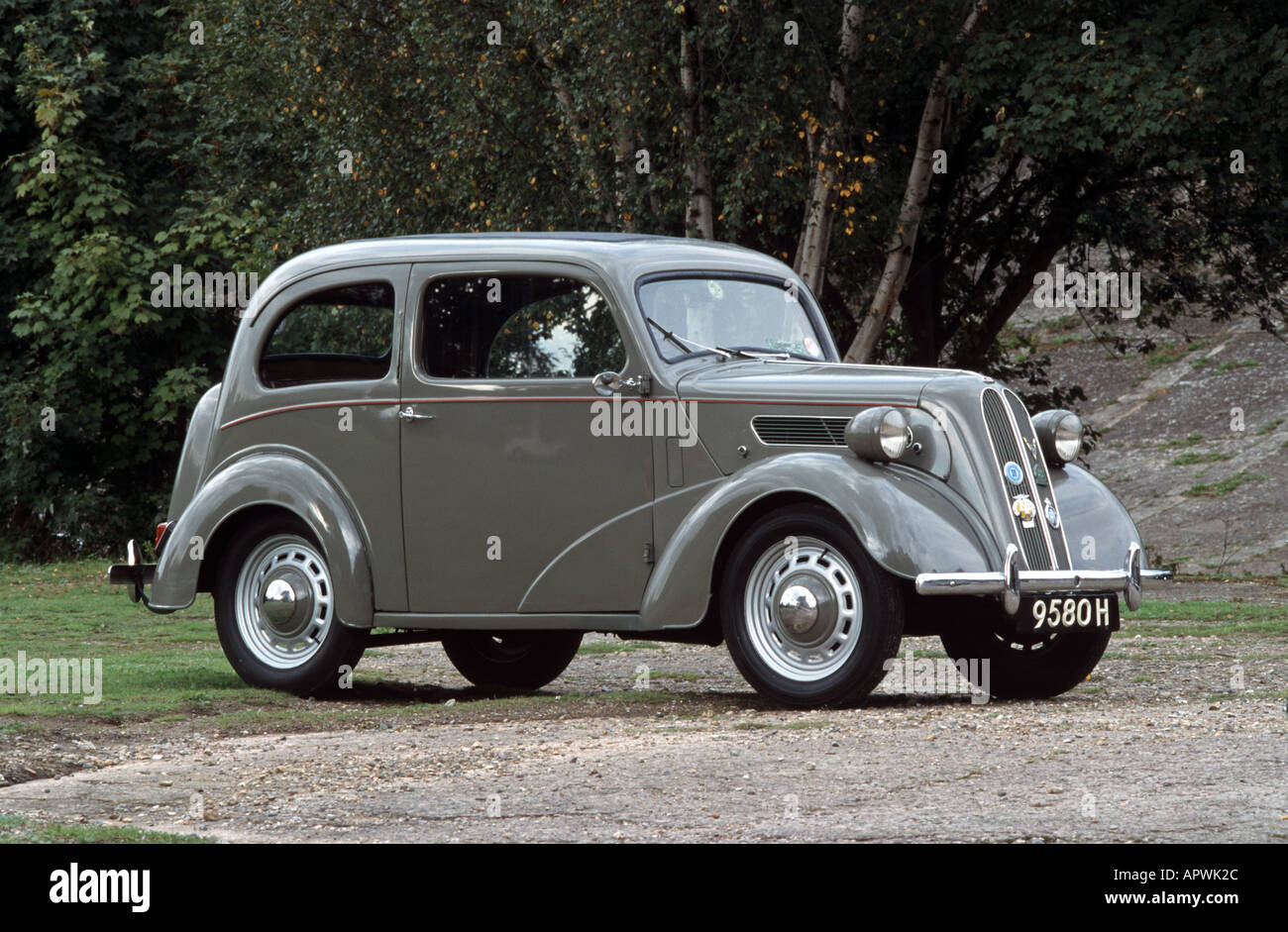 1950s ford anglia hi-res stock photography and images - Alamy