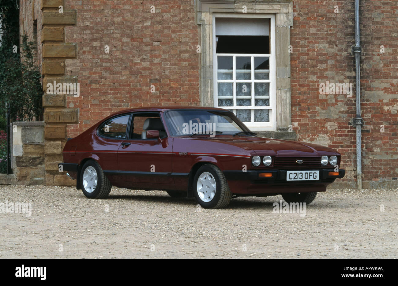 Ford capri 2 8 injection hi-res stock photography and images - Alamy