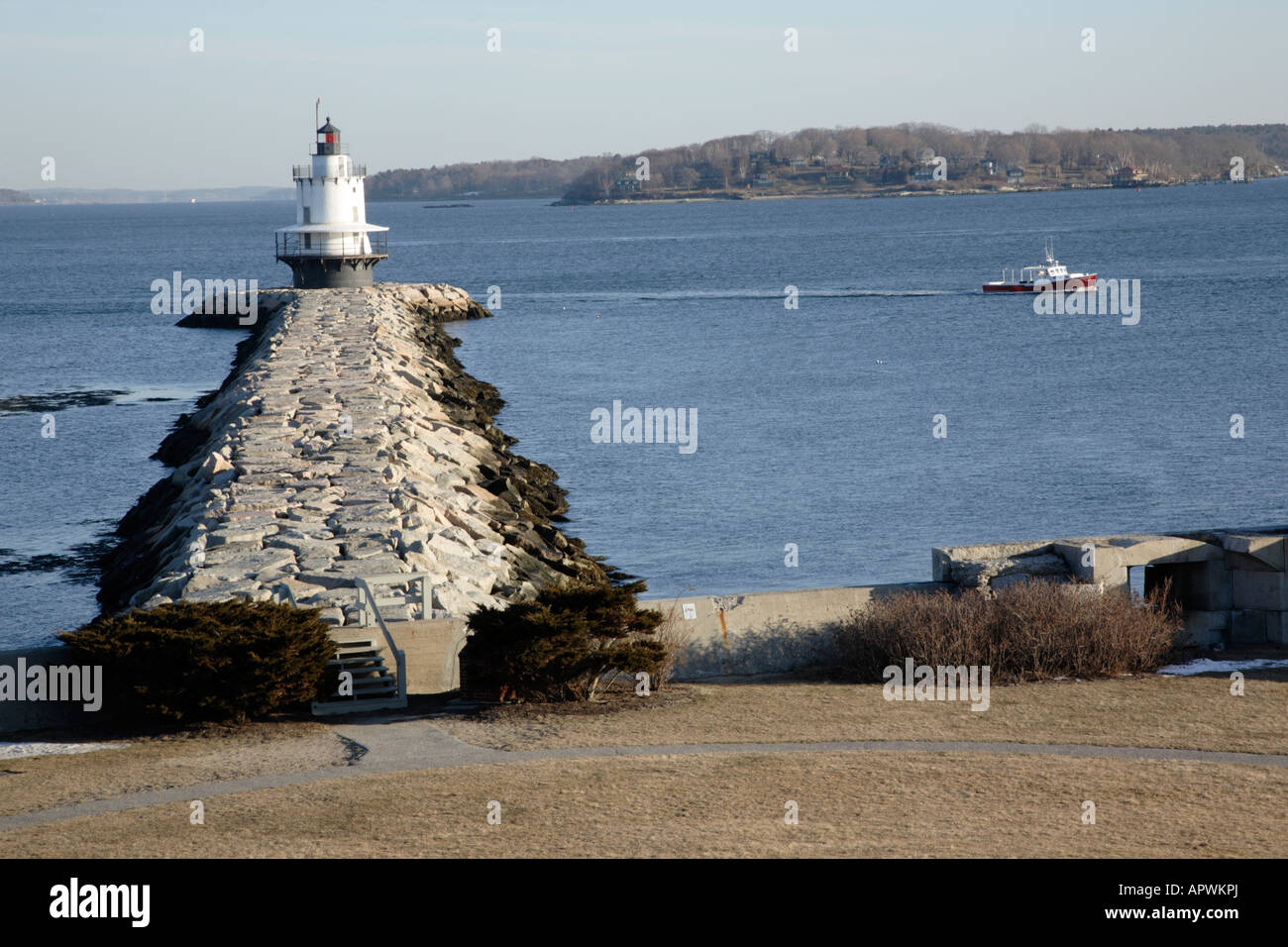 Spring Point Ledge Light at Fort Preble during the winter months ...