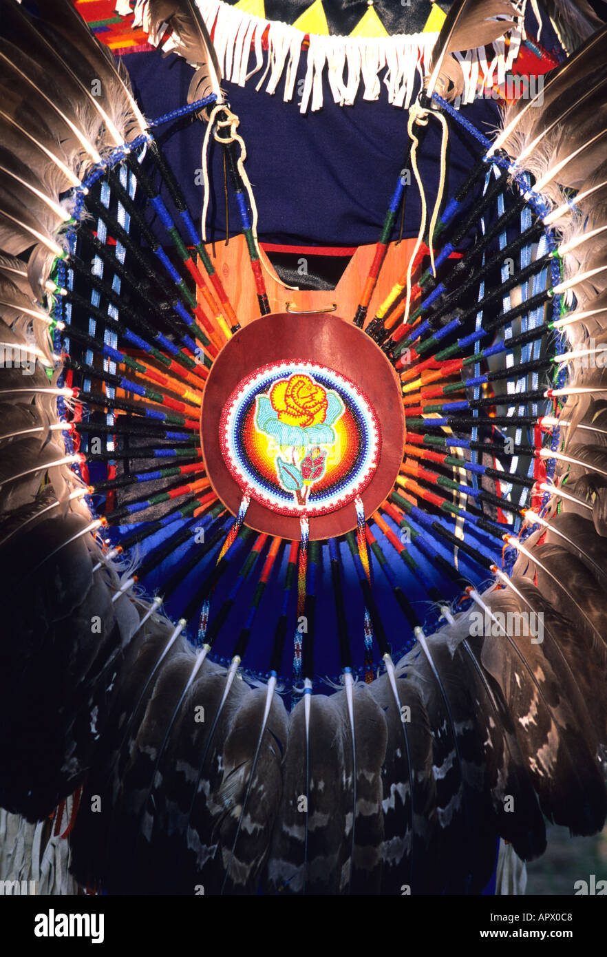 Native american bustle hi-res stock photography and images - Alamy
