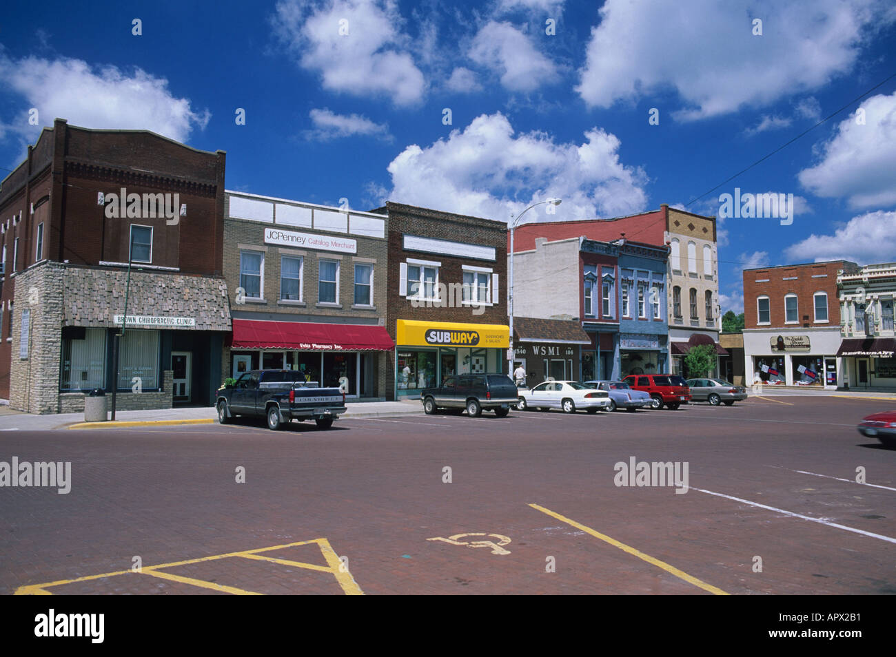 Carlinville hi-res stock photography and images - Alamy