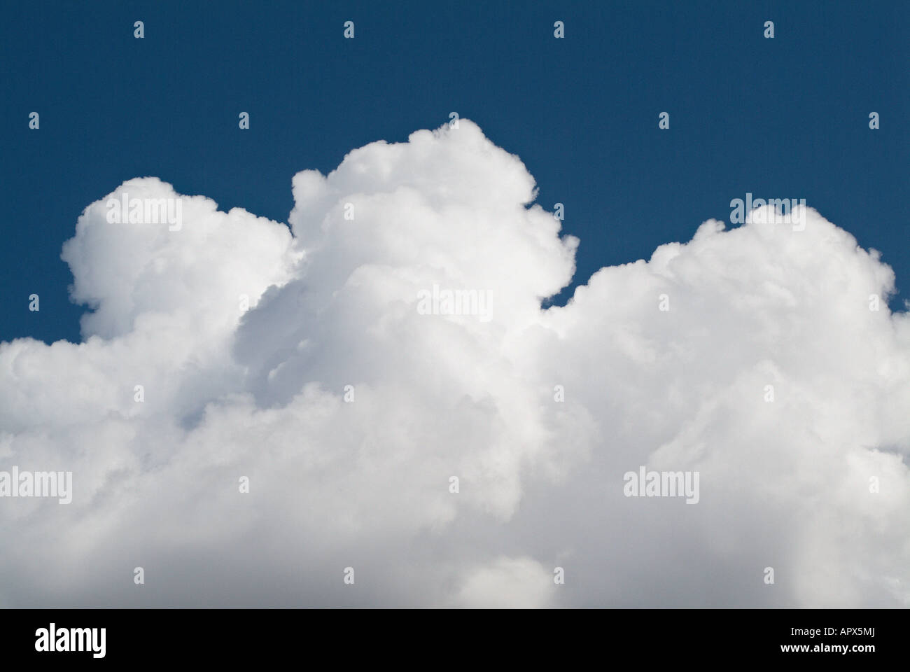 Castellanus clouds hi-res stock photography and images - Alamy