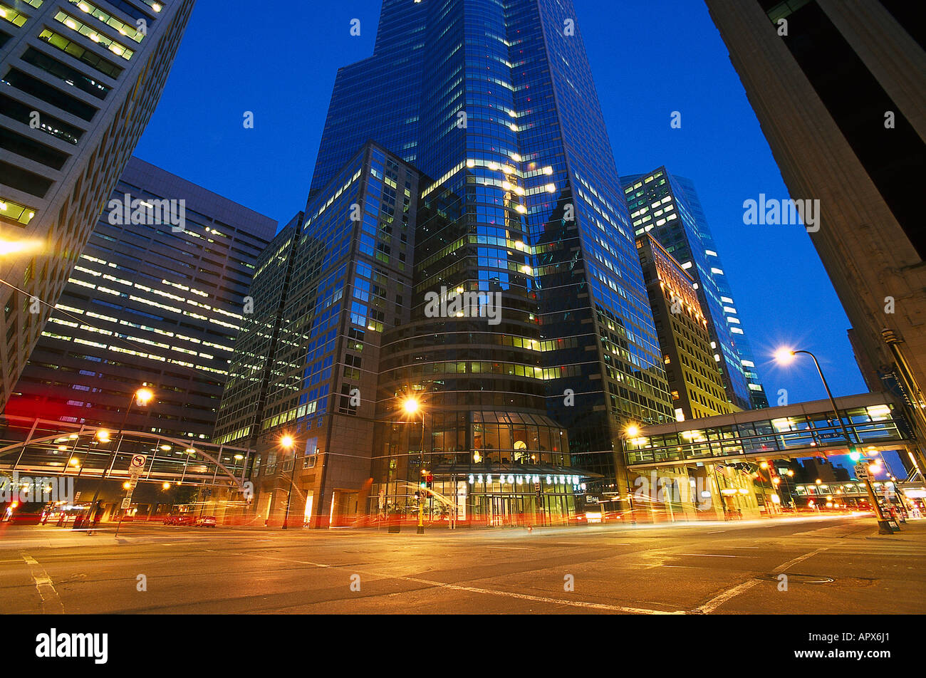 City by Night, Twin Cities, Minneapolis, Minnesota USA Stock Photo - Alamy