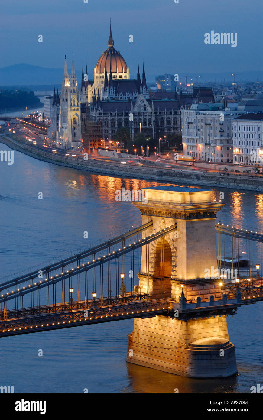 CHAIN BRIDGE. BUDAPEST, HUNGARY Stock Photo - Alamy