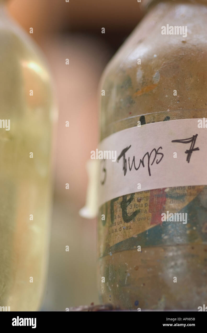 Turps hi-res stock photography and images - Alamy