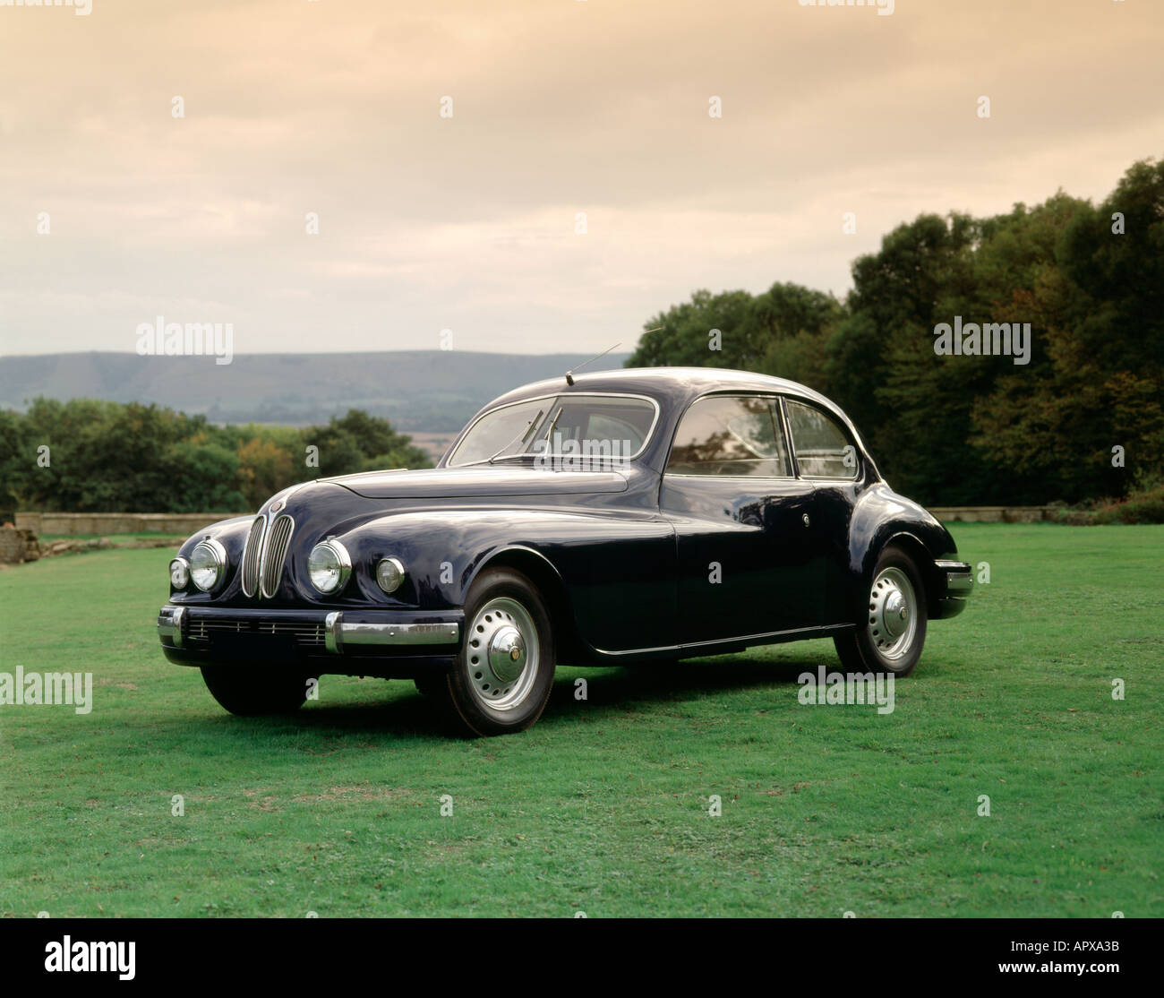 Bristol 401 hi-res stock photography and images - Alamy