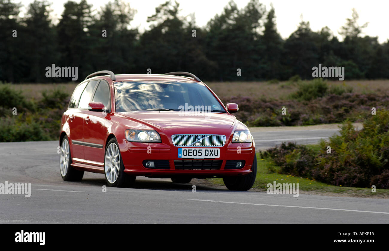 Volvo t5 estate hi-res stock photography and images - Alamy