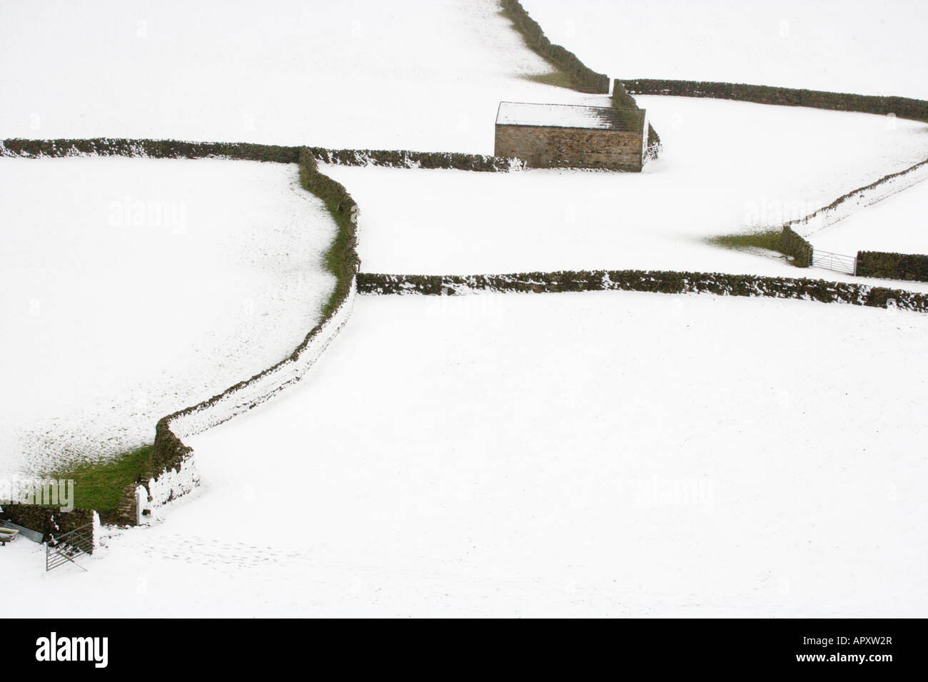 Swaledale traditional dry stone hi-res stock photography and images - Alamy