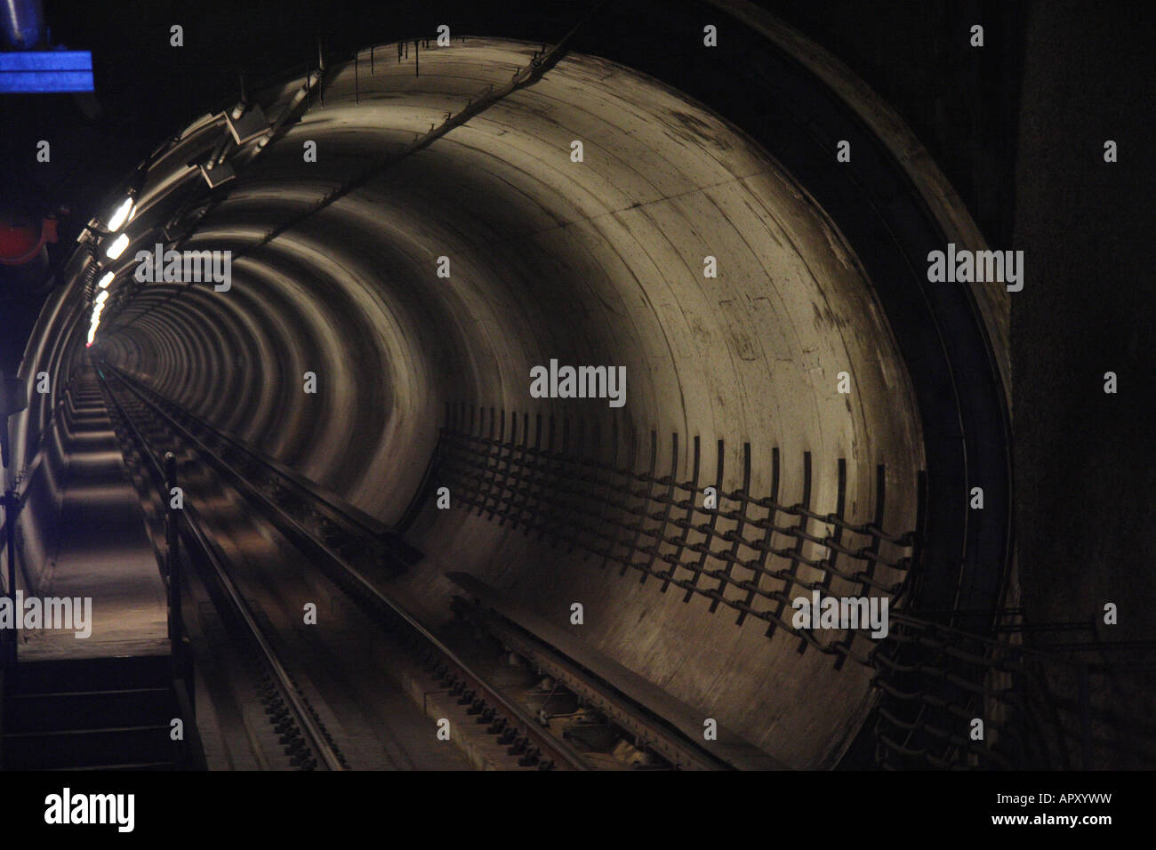Metro Rail rail underground tunnel Stock Photo - Alamy