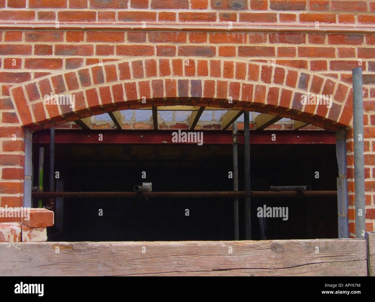 Flemish bond brickwork hi-res stock photography and images - Alamy