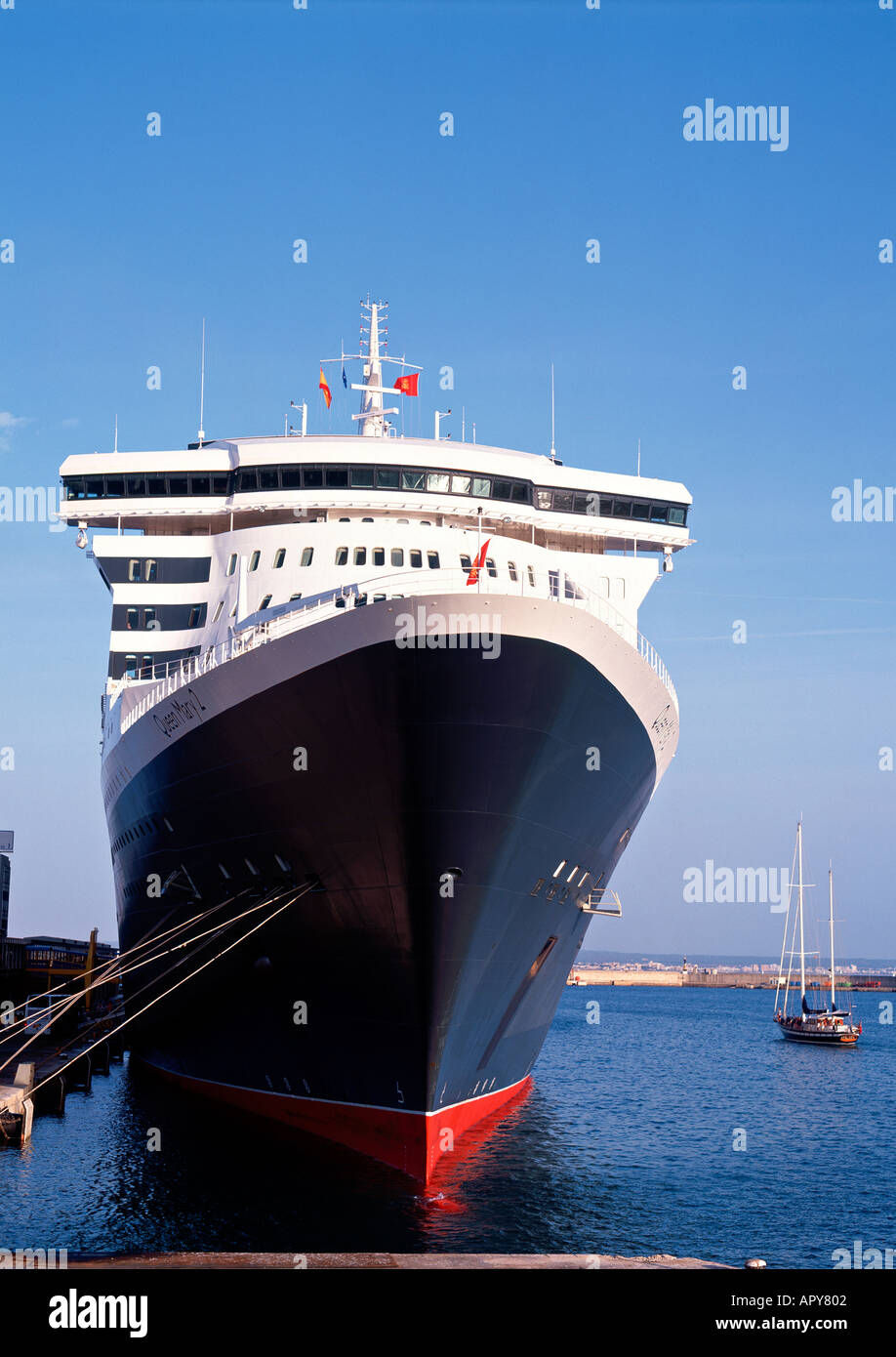 Queen mary liner hi-res stock photography and images - Alamy