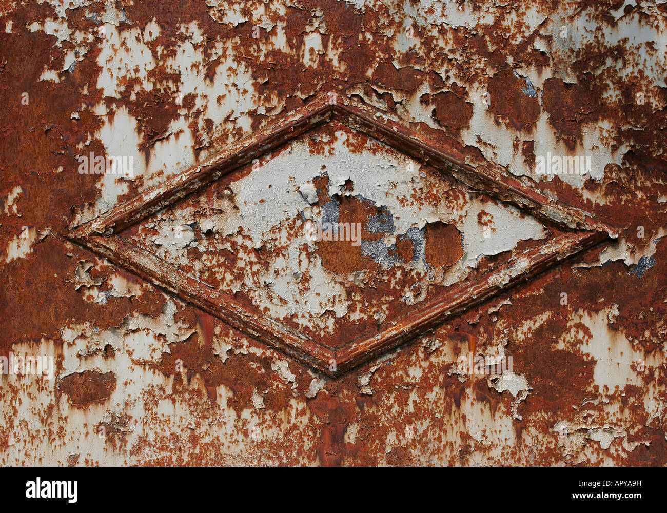 Rusted diamond shape Stock Photo - Alamy