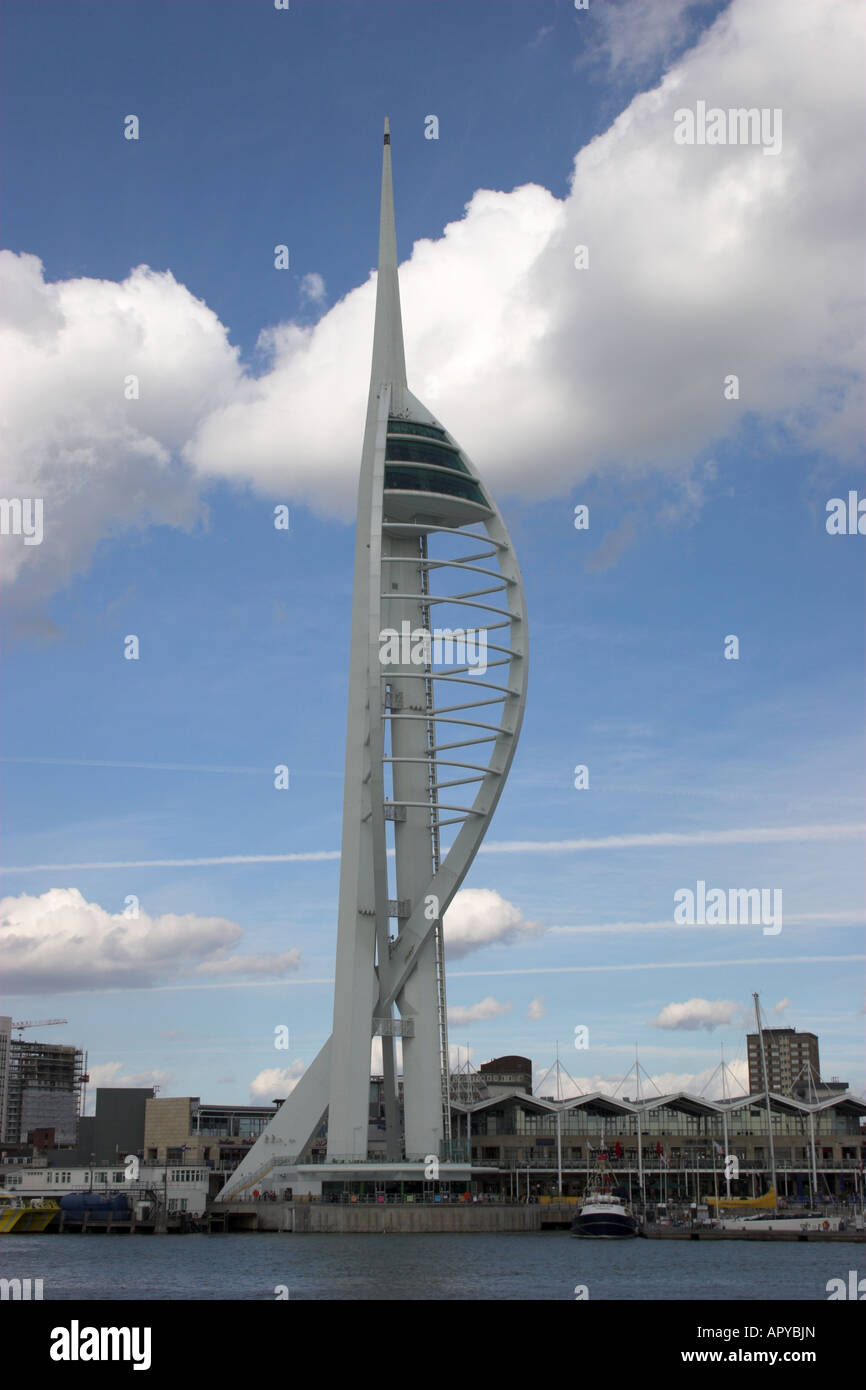 Gunwharf keys the spinnaker tower hi-res stock photography and images ...