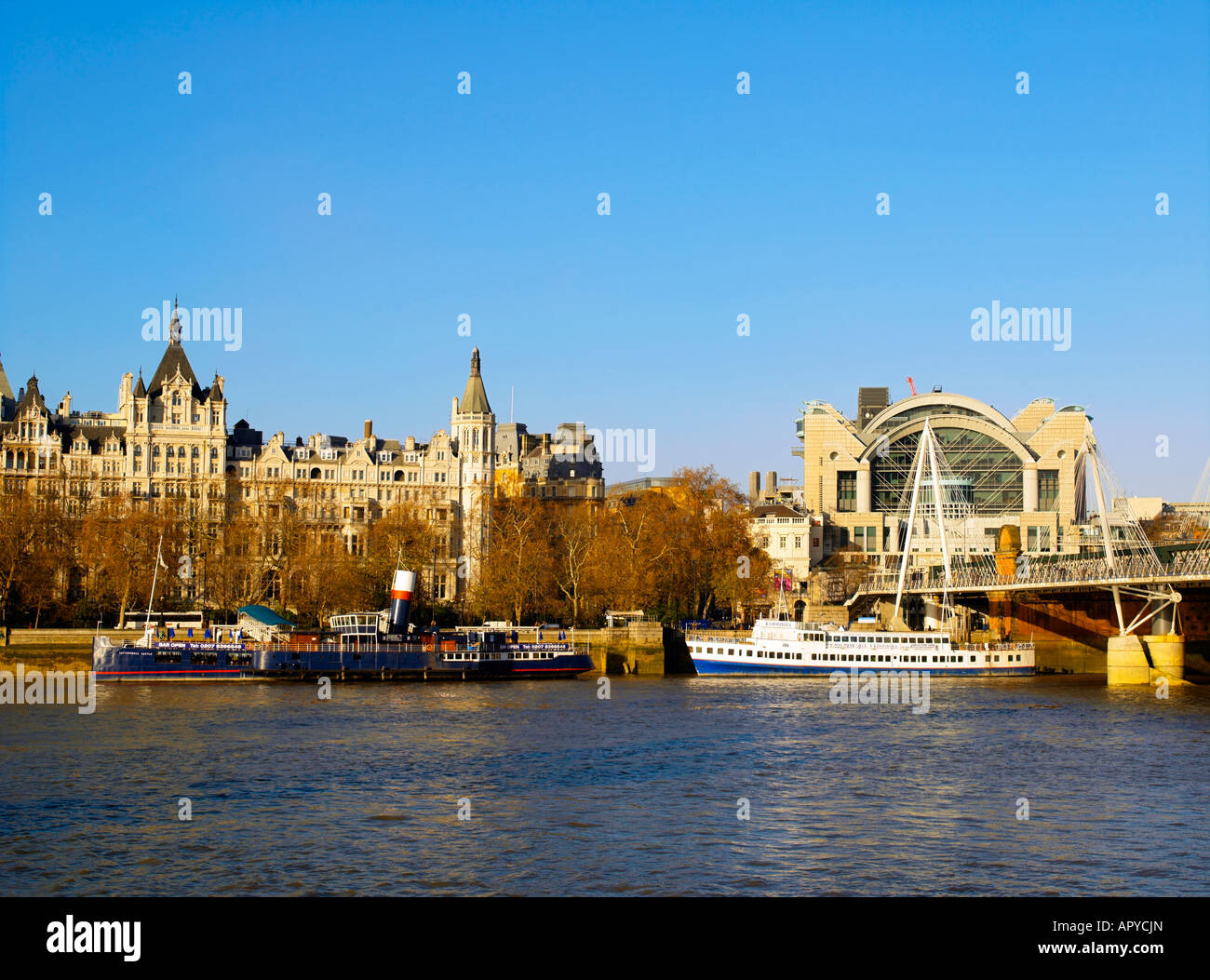 The Hungerford Footbridge PS Tattershall Castle and Hispaniola on the ...