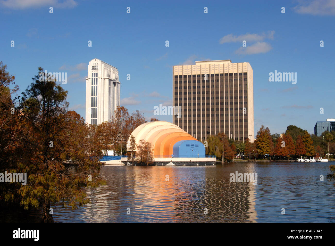 Orlando Florida Skyline Lake Eola Park bandshell Stock Photo - Alamy