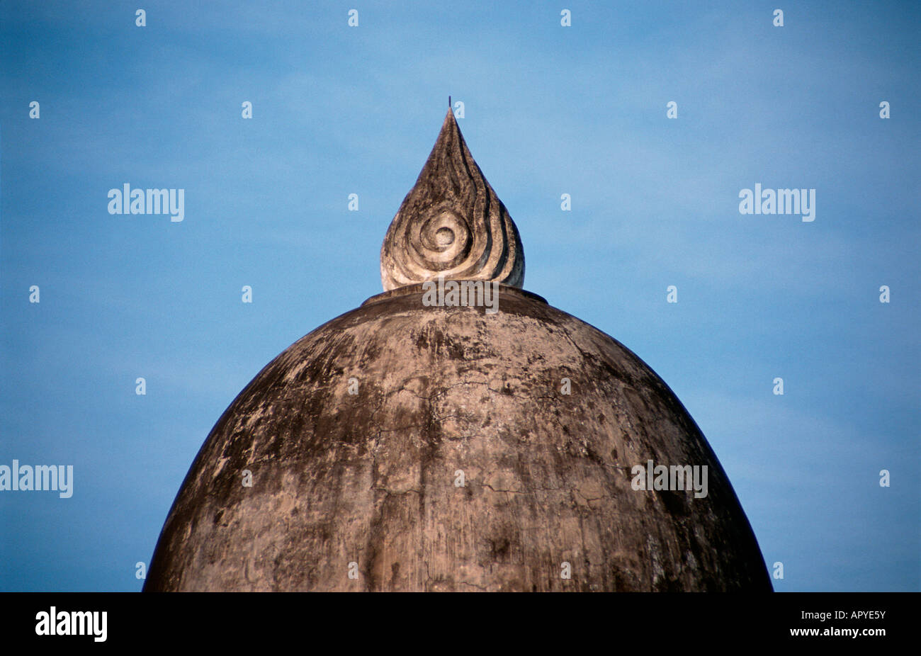 Makmo stupa hi-res stock photography and images - Alamy