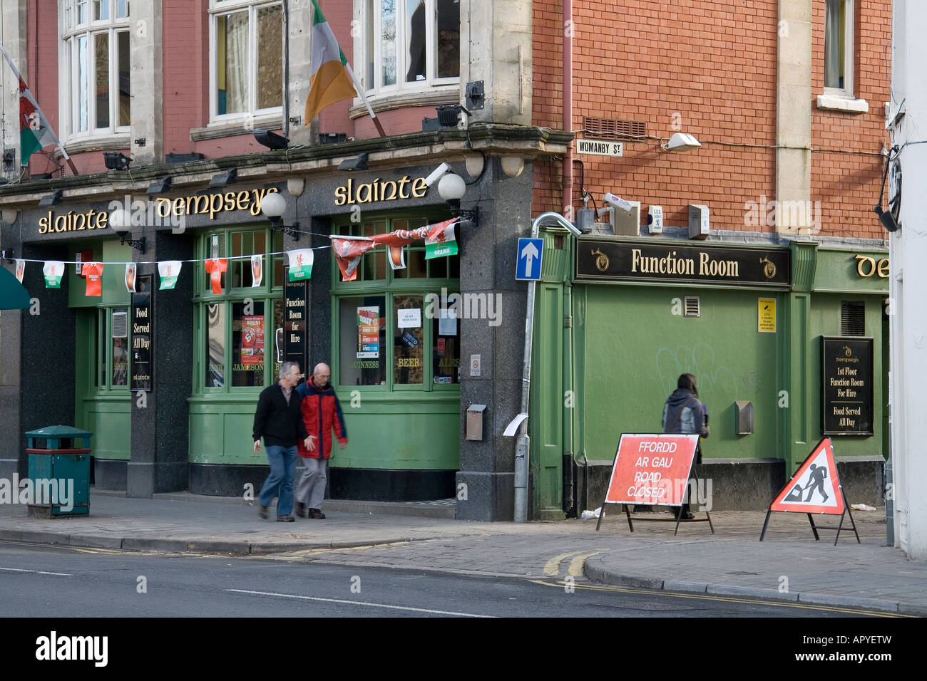 Dempsey's Irish bar Castle St Cardiff Stock Photo - Alamy