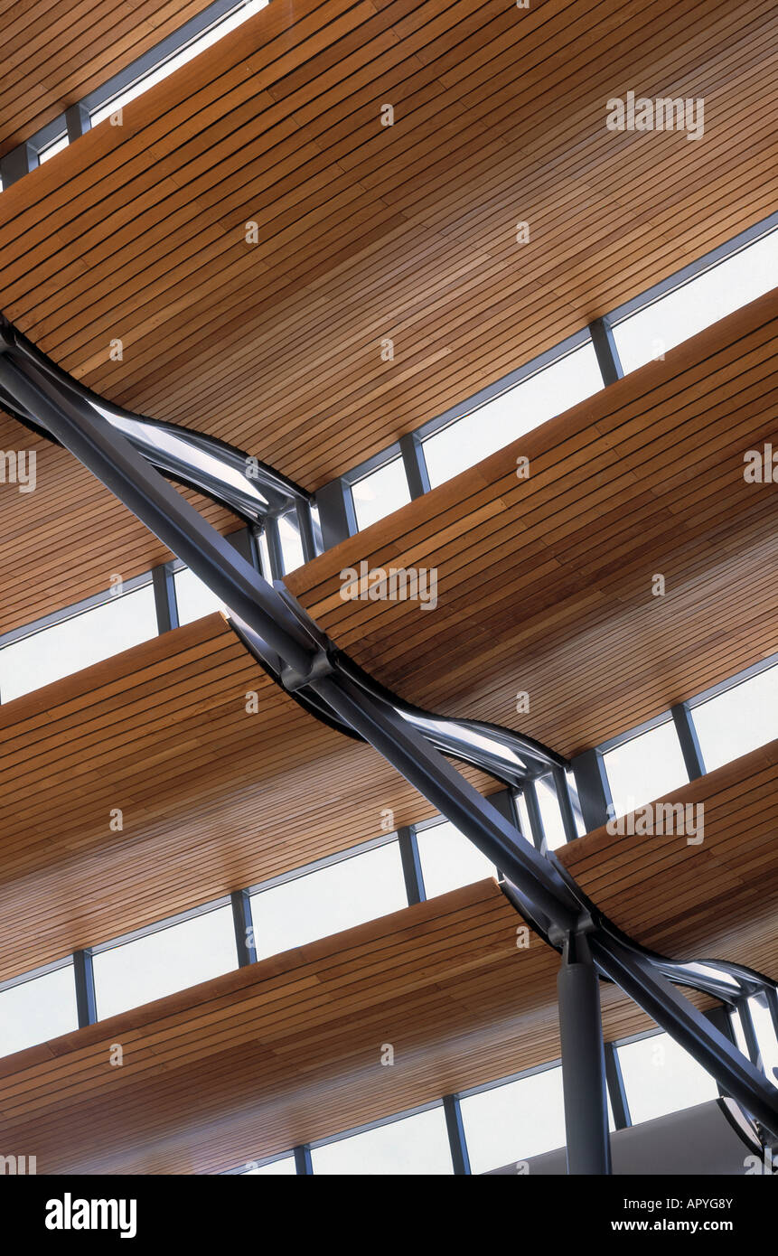Architectual detail on the British Gas Offices Reading Stock Photo - Alamy