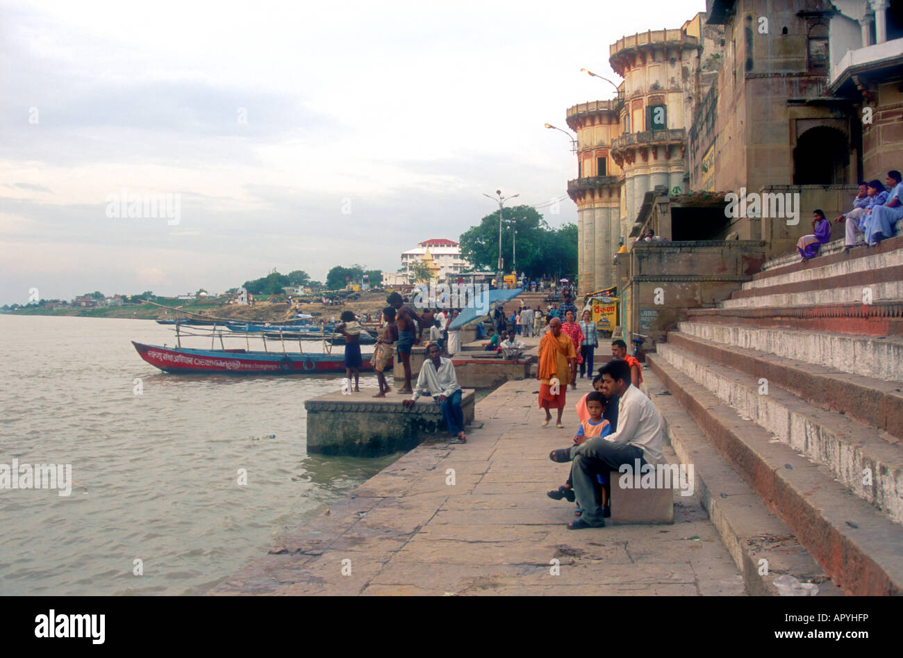 Varanasi ghats people dusk hi-res stock photography and images - Alamy