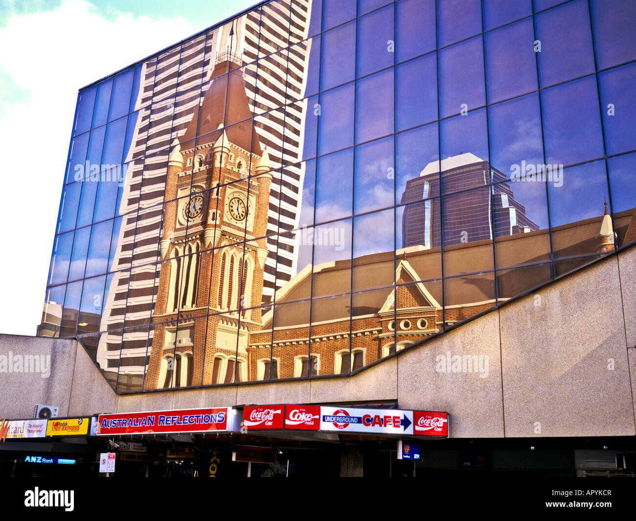Perth town hall clock hi-res stock photography and images - Alamy
