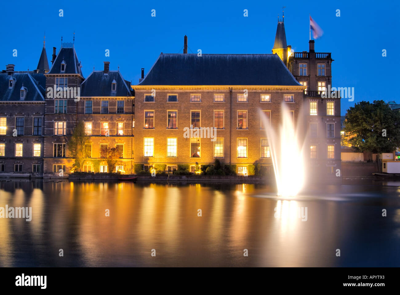 Binnenhof at night Den Haag The Hague Holland The Netherlands Stock ...