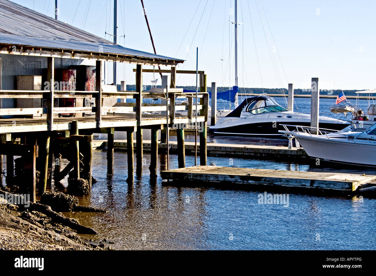 Boat walkway hi-res stock photography and images - Alamy