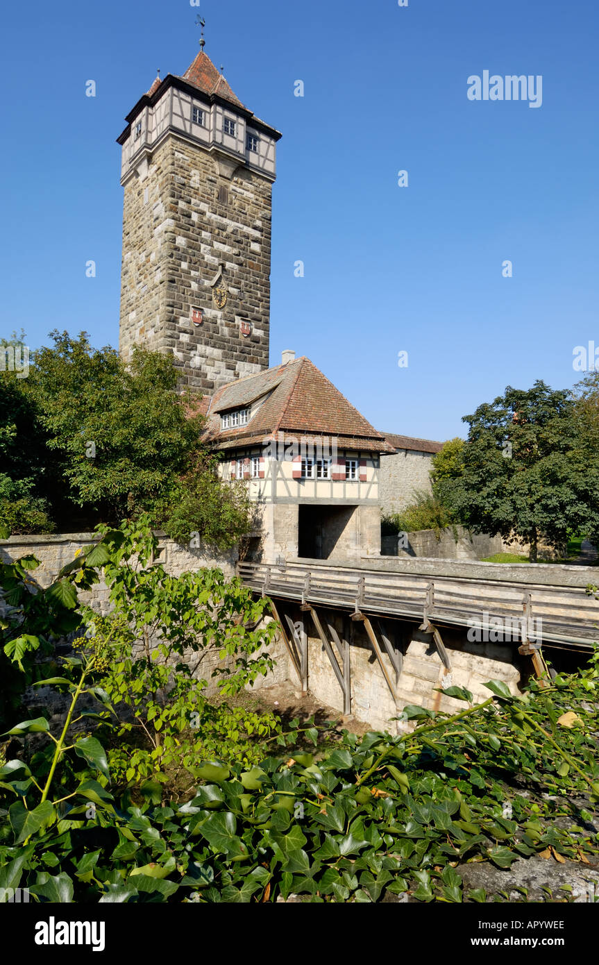 Rodertor (Roder Gate), gate in the city walls, Rothenburg ob der Tauber ...