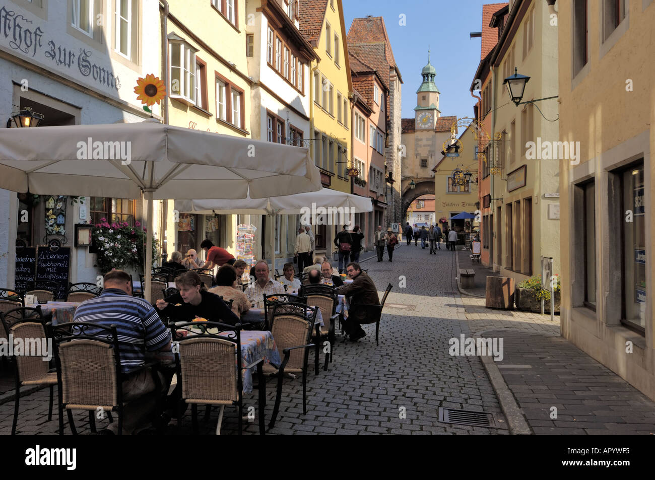 Hafeng looking towards the Roderbogen (Roder Arch), Rothenburg ob der ...