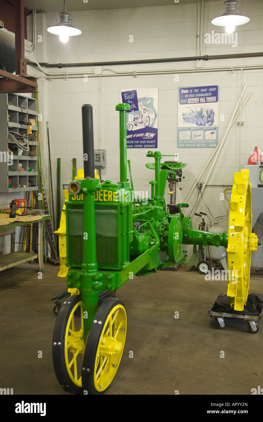 ILLINOIS Moline Restored tractor in John Deere Collections Center ...