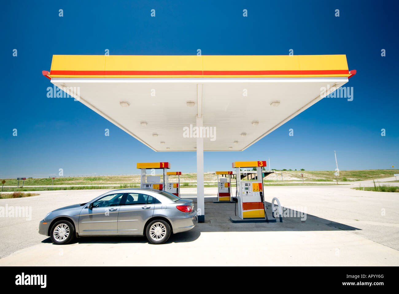 An empty gas (petrol) station Stock Photo - Alamy