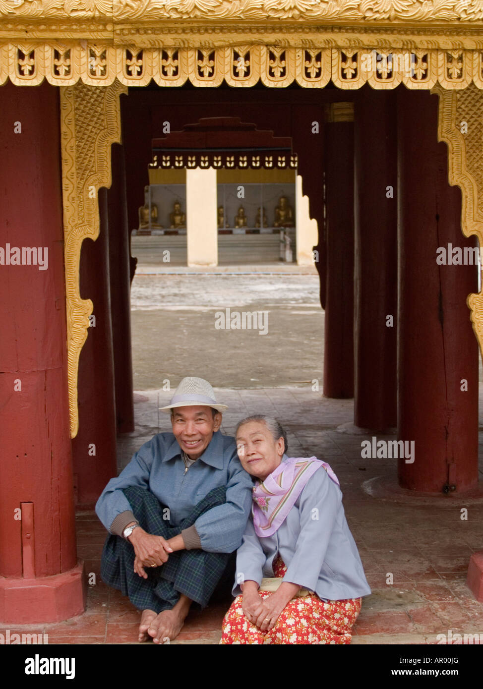 happy Burmese couple under temple in Bagan Myanmar Stock Photo - Alamy