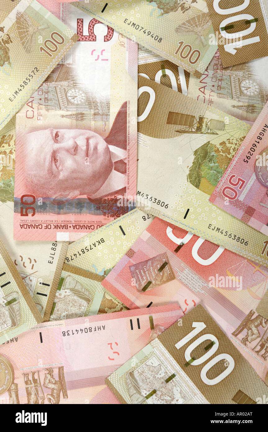 Canadian currency bills hi-res stock photography and images - Alamy