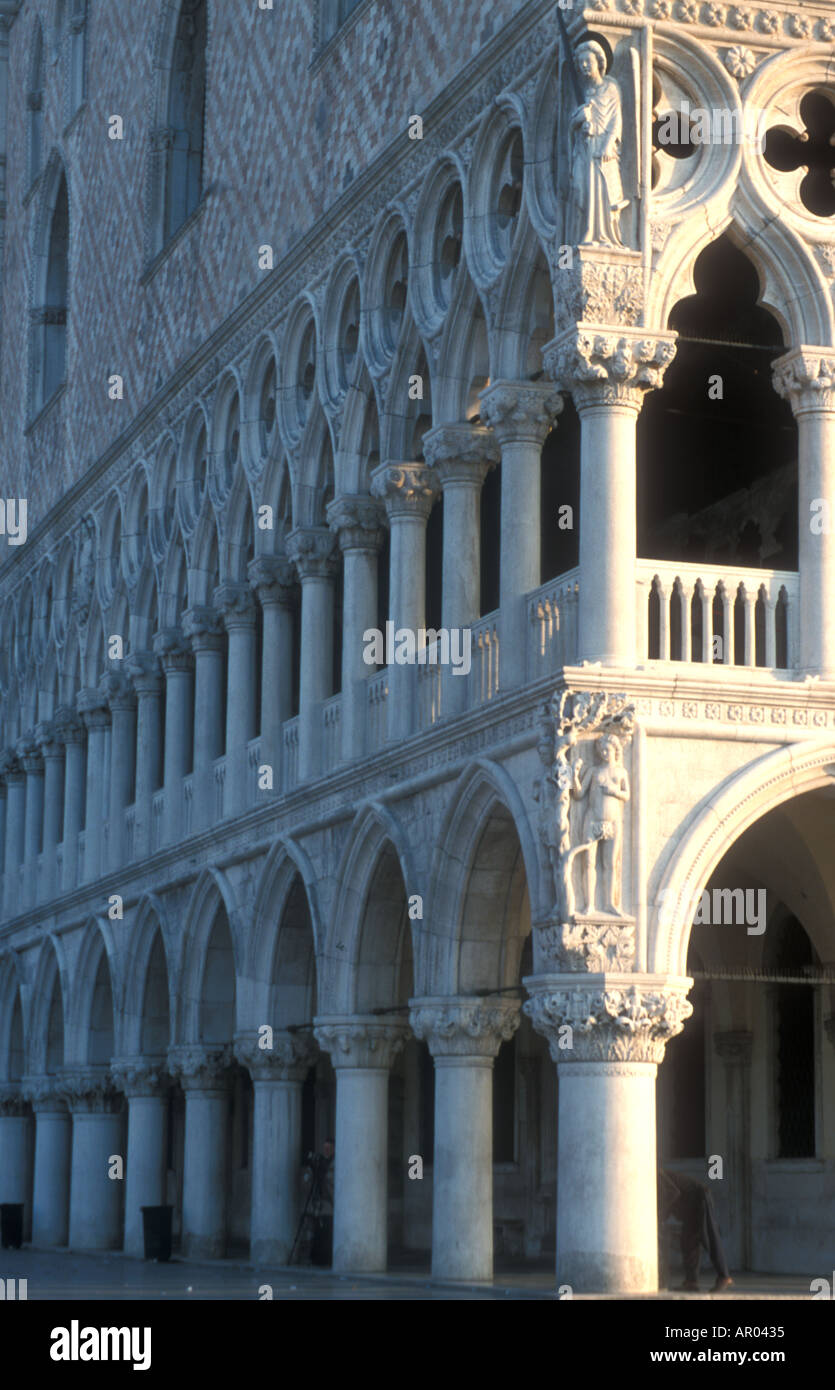 Dogen hi-res stock photography and images - Alamy