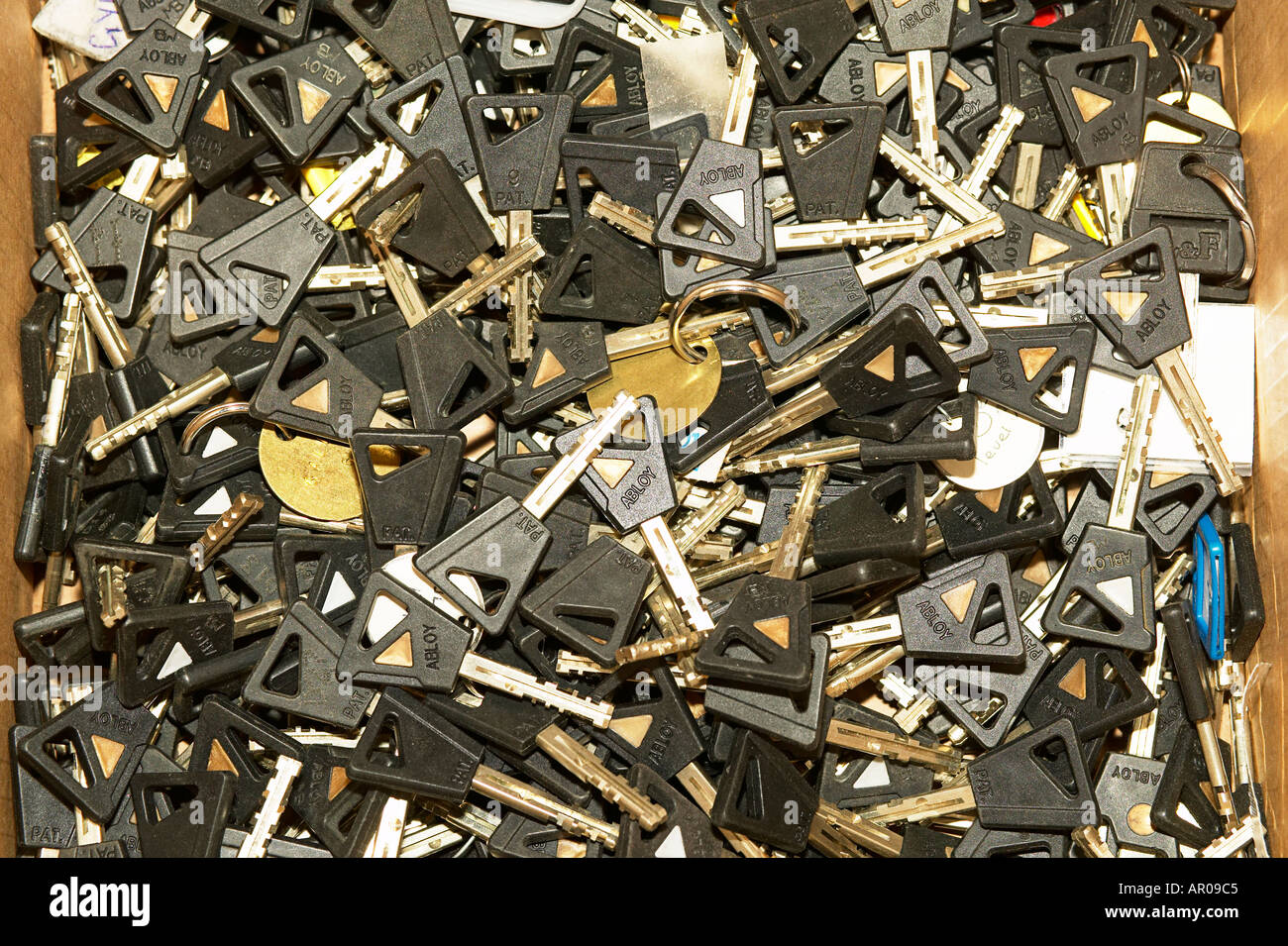 pile of old keys in a box Stock Photo - Alamy