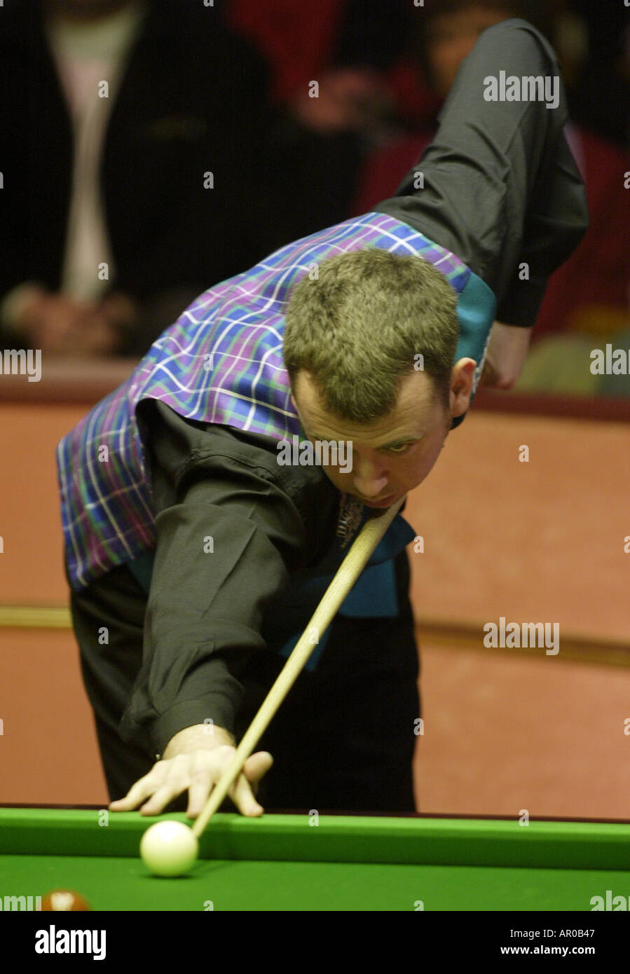 Snooker player sheffield hi-res stock photography and images - Alamy