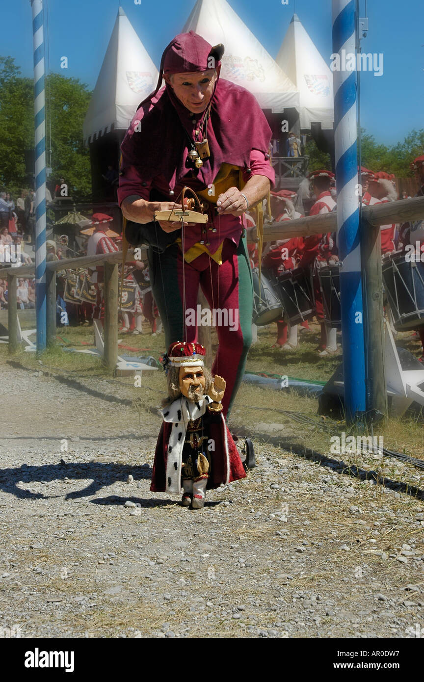 Medieval feast puppet hi-res stock photography and images - Alamy