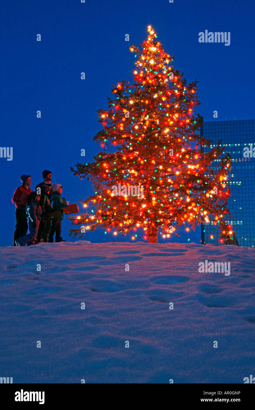 North caroling hi-res stock photography and images - Alamy