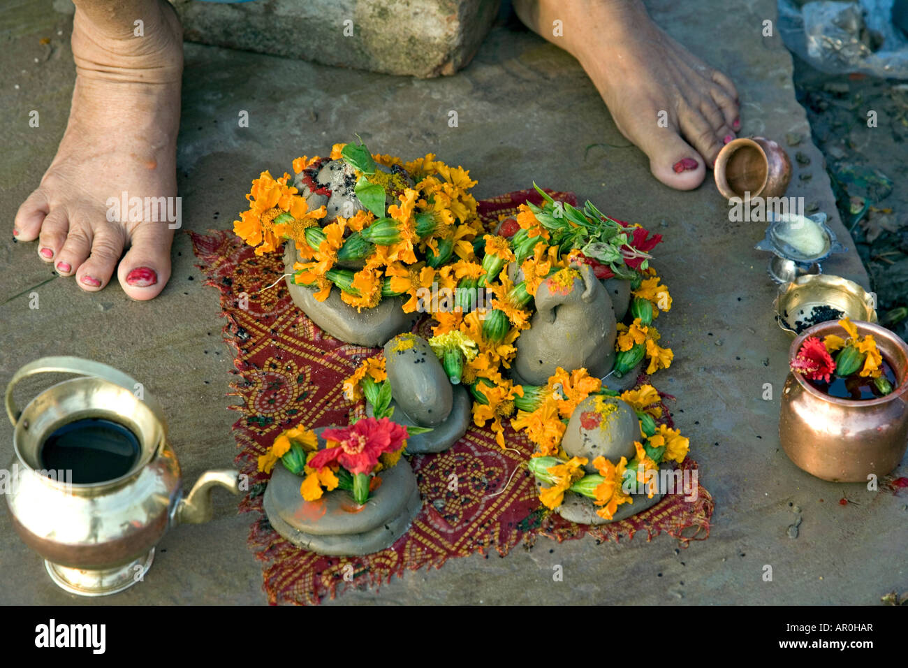 Puja ritual ceremony. Shivala Ghat. Ganges river. Varanasi. India Stock ...