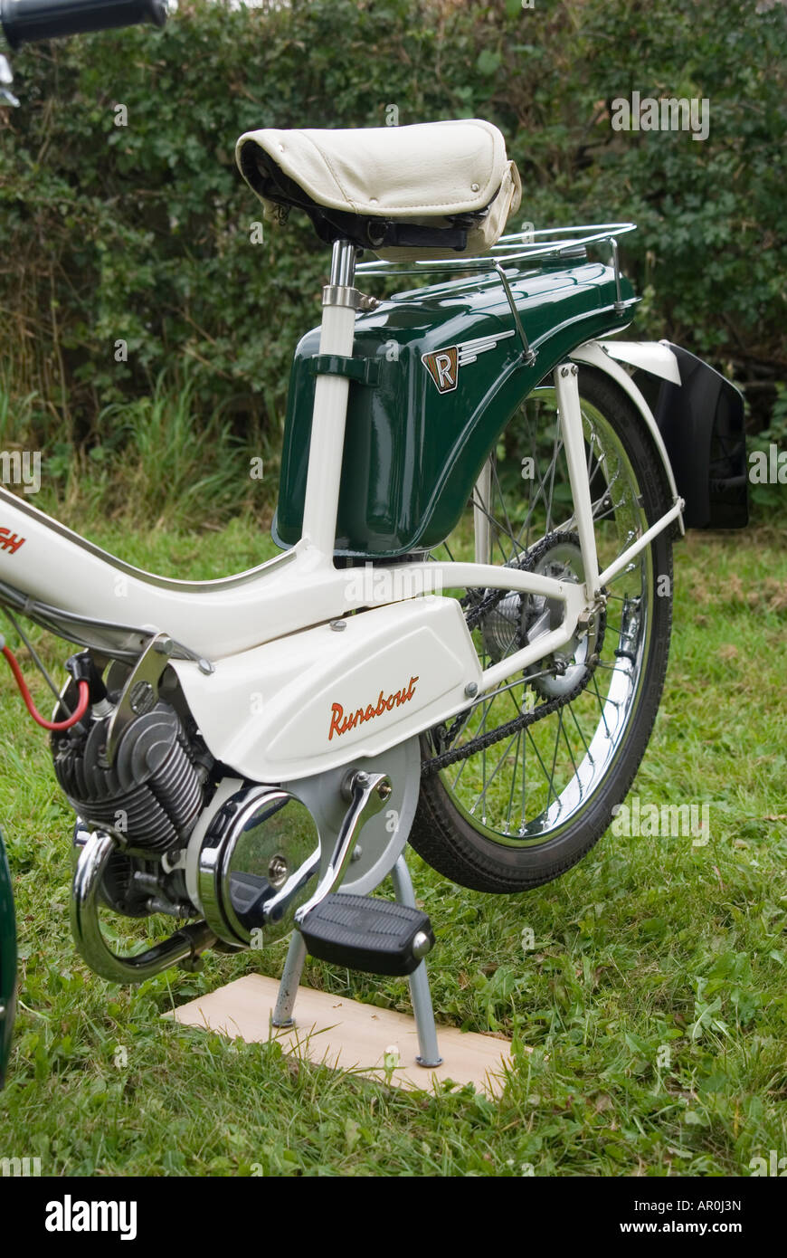 Detail of 1965 Raleigh RM6 Runabout moped Stock Photo - Alamy