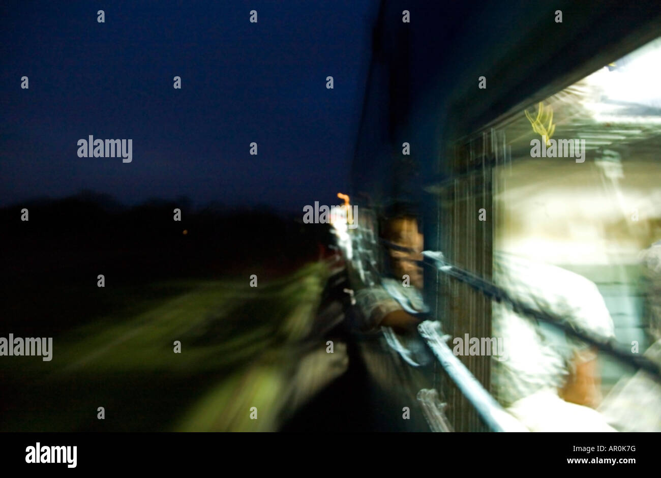 Night train movement hi-res stock photography and images - Alamy