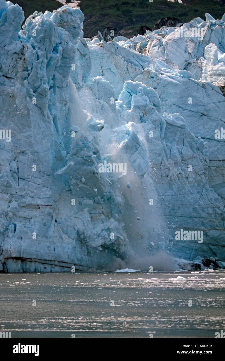 Ice falling off glacier hi-res stock photography and images - Alamy
