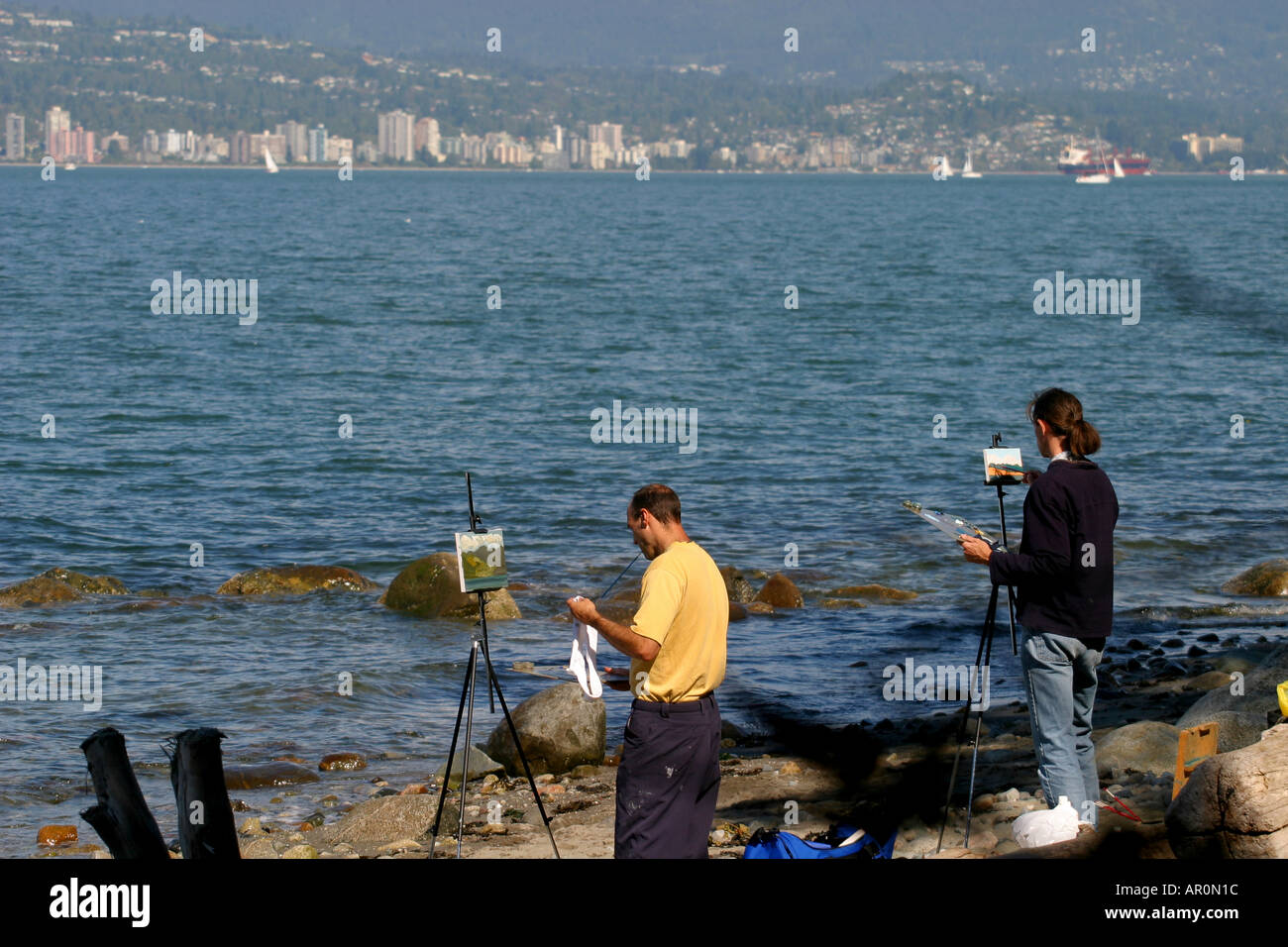 ARTISTS: Outdoor artists at work Stock Photo - Alamy