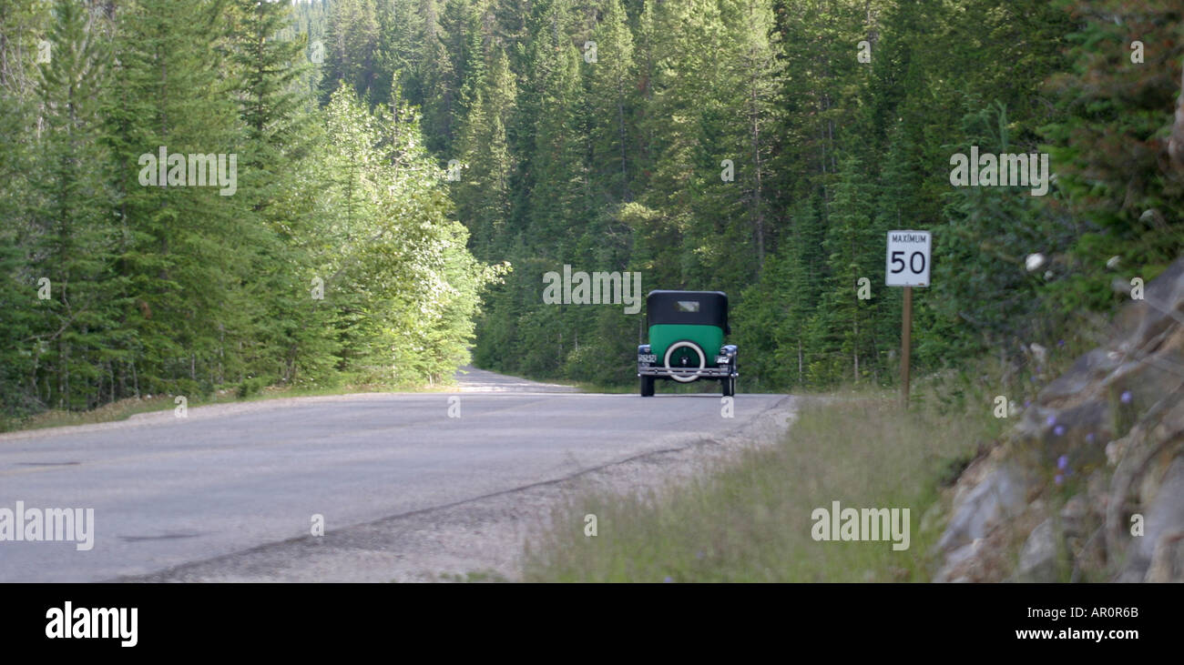 Antique cars driving historical hi-res stock photography and images - Alamy