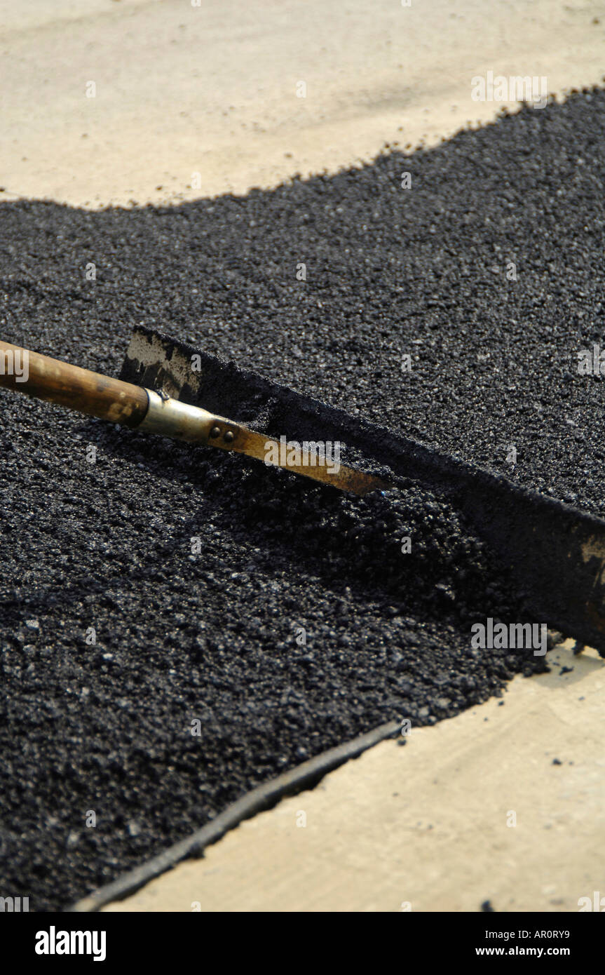 Roadway smoothing hi-res stock photography and images - Alamy