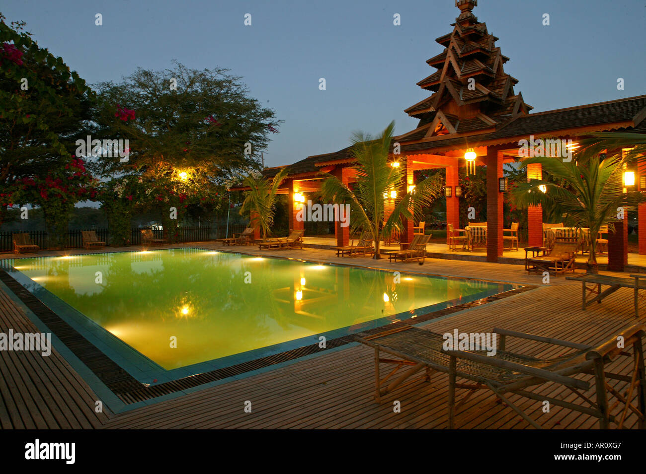 Thazin hi-res stock photography and images - Alamy