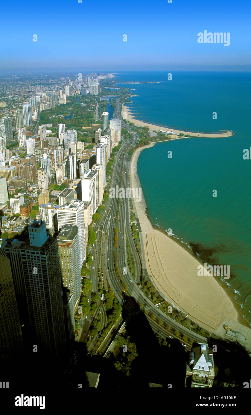 A splendid view of Lake Shore Drive and downtown Chicago from John ...