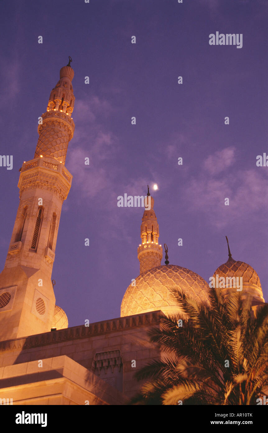 Beautiful Architure of Mosque in Dubai Stock Photo - Alamy