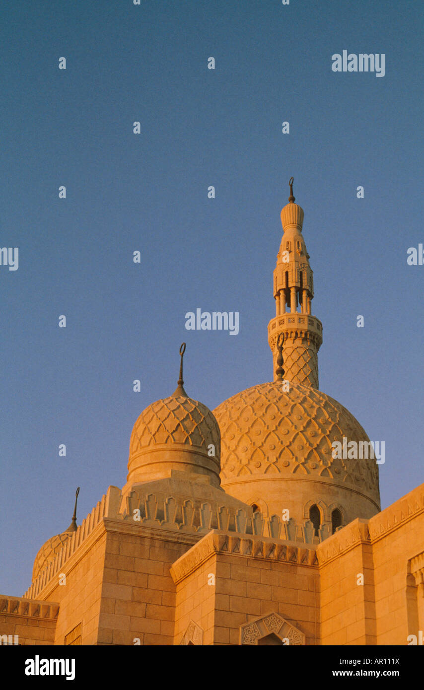 Mosque side angle view hi-res stock photography and images - Alamy